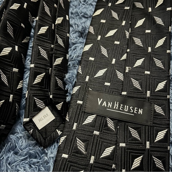 Van Heusen | Accessories | Van Heusen Neck Tie Black All Silk | Poshmark